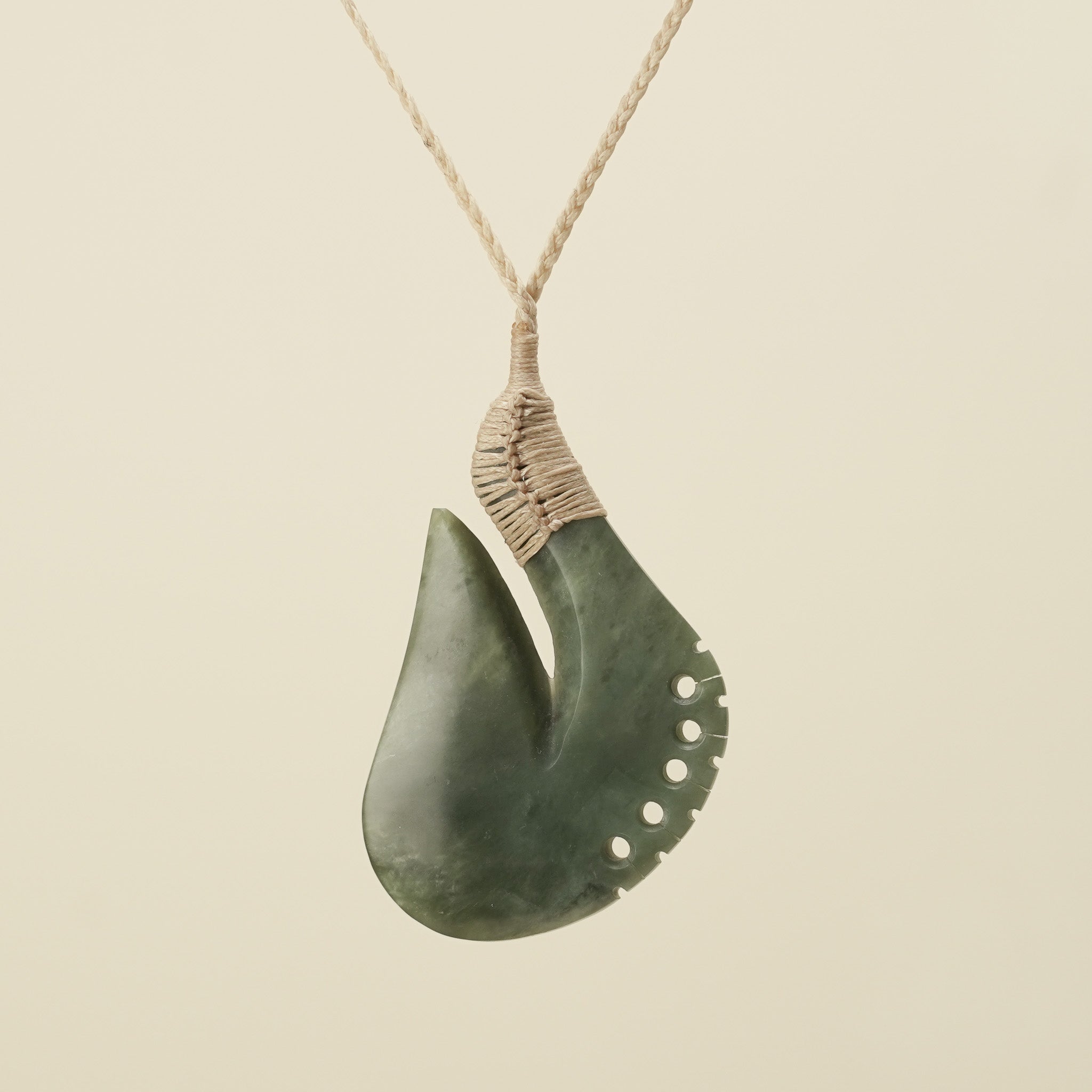 Hei Matau Inanga Greenstone Extra Large, Tan Binding – Arrowtown Stonework