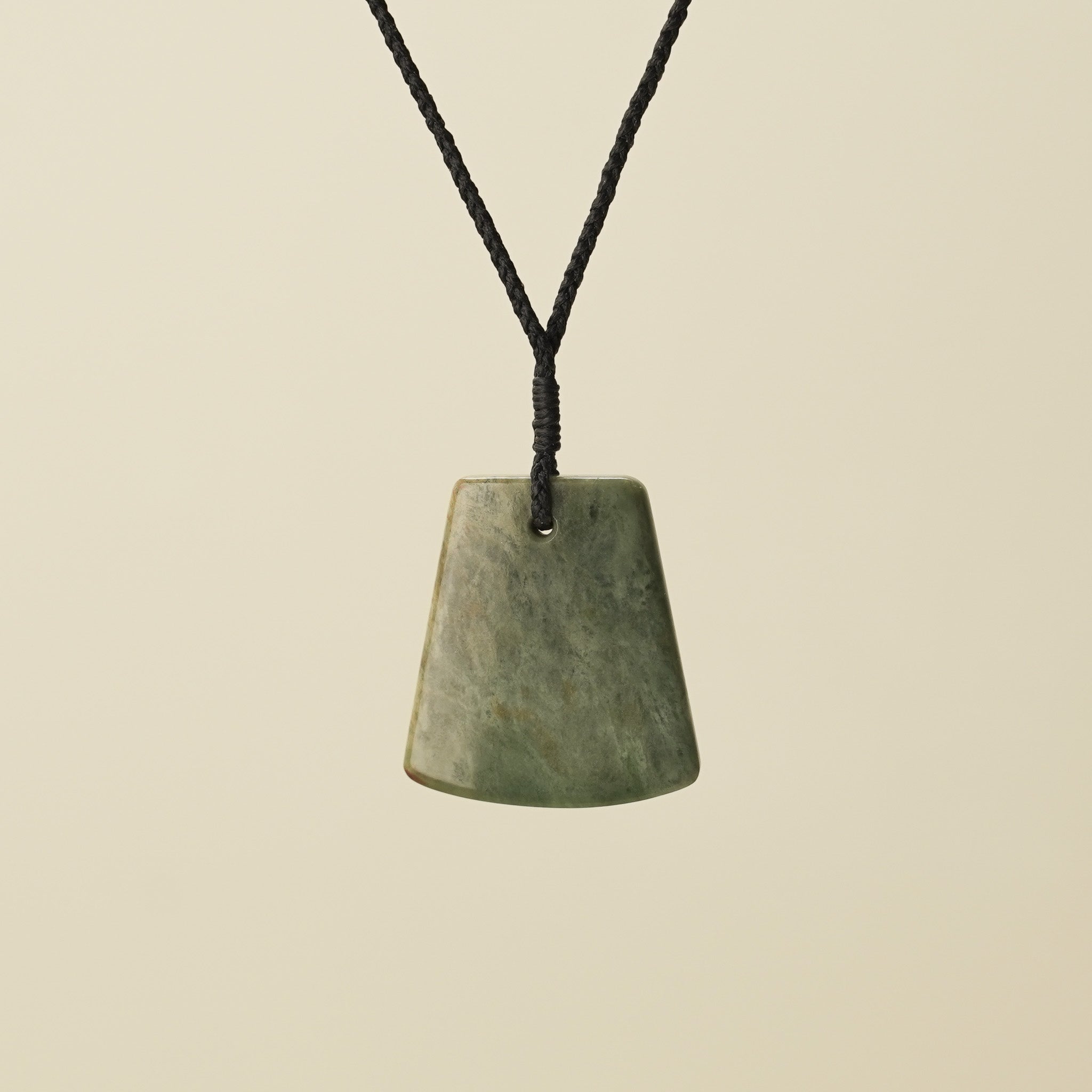 Toki Inanga Medium Pounamu, Black Binding – Arrowtown Stonework
