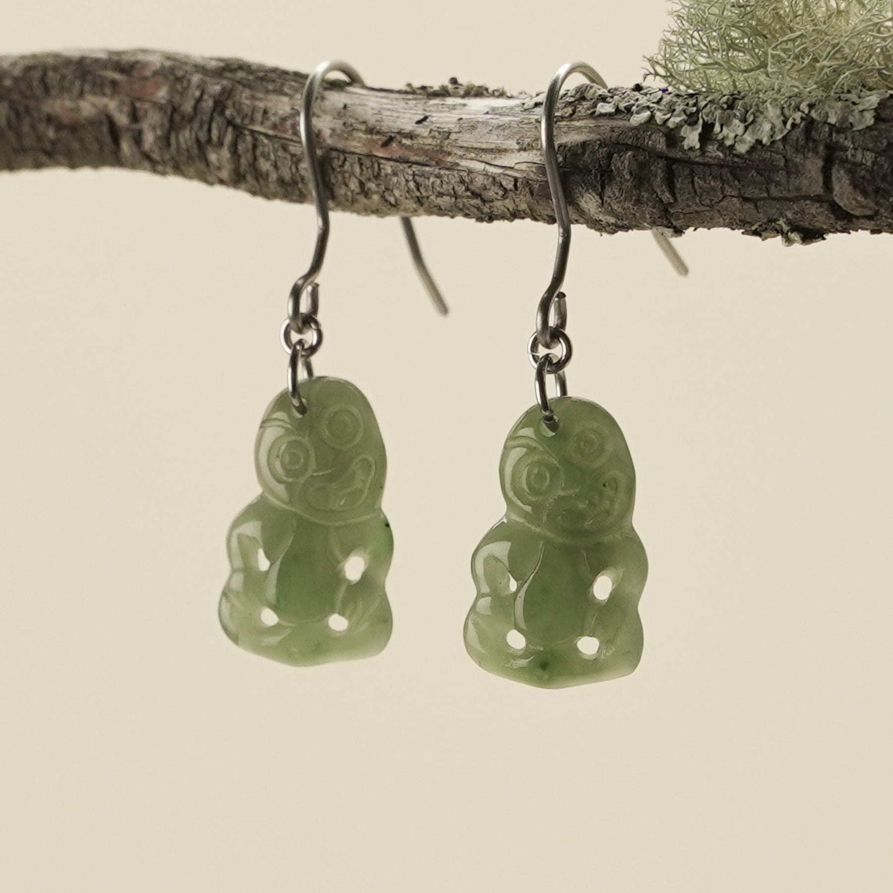 Hei Tiki Kawakawa Jade Earrings – Arrowtown Stonework