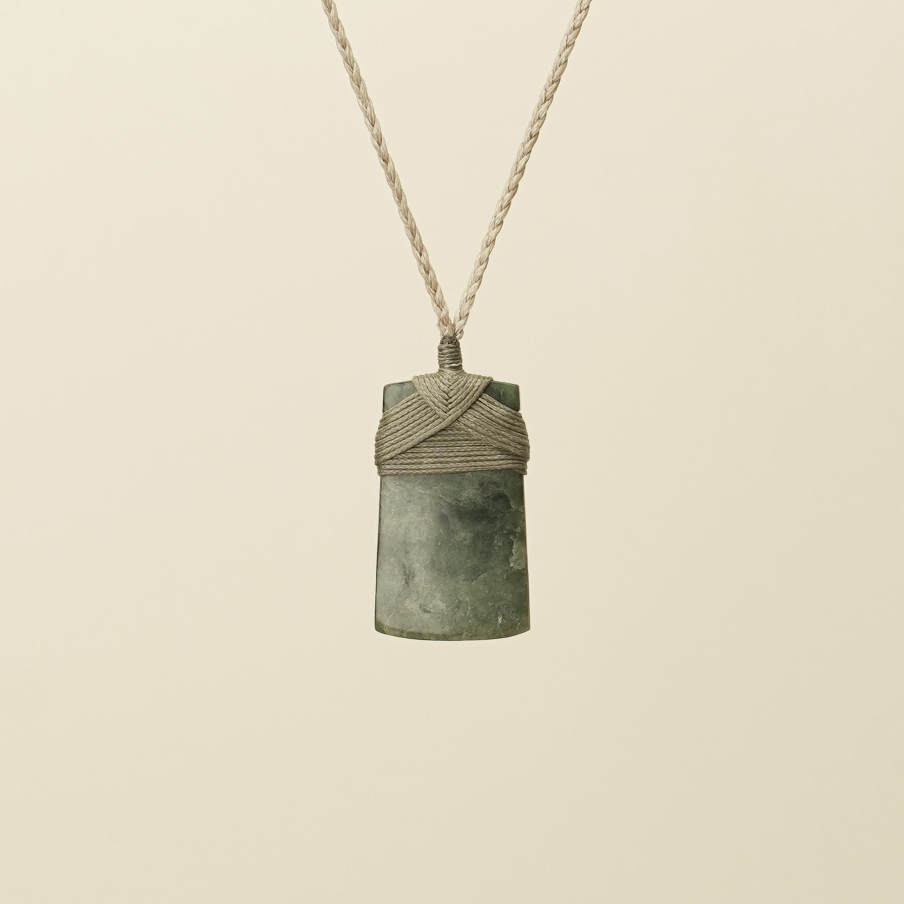 Toki Raukaraka Pounamu Small Pendant – Arrowtown Stonework