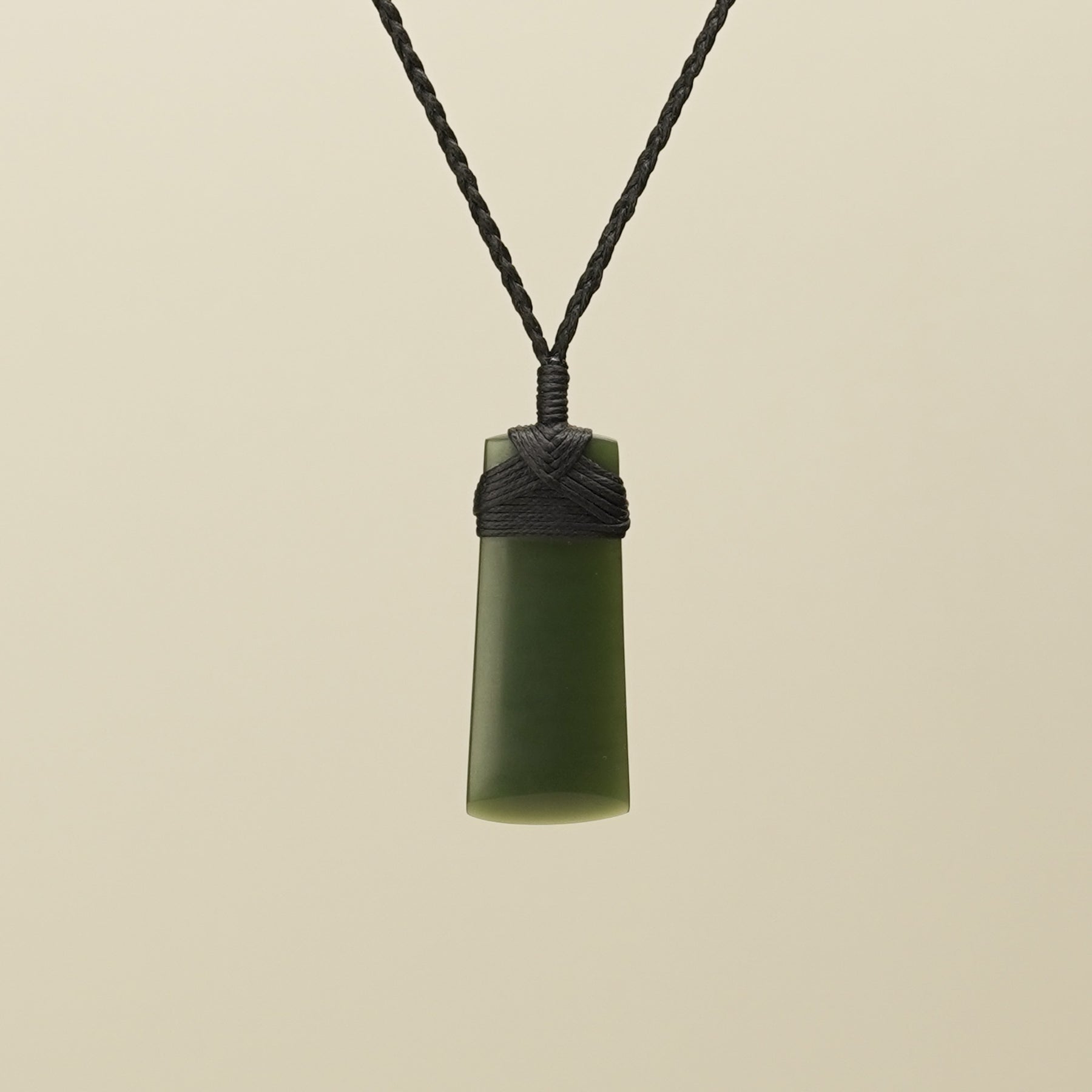 Toki Kawakawa Matte Pounamu Small Pendant – Arrowtown Stonework