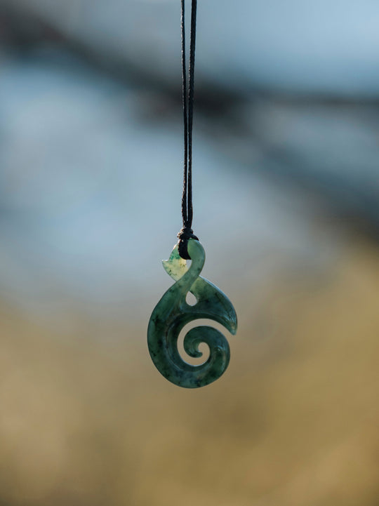 Large Pikorua Koru Pounamu Pendant – Arrowtown Stonework